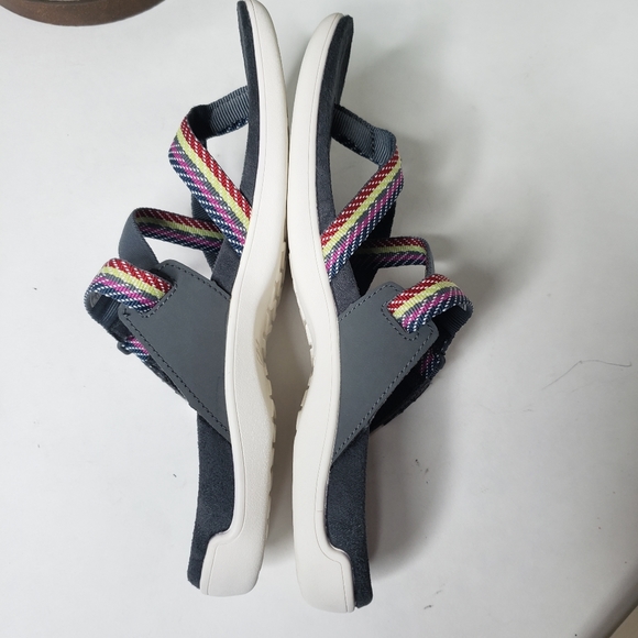 Merrell | Shoes | Nwotb Merrell Turbulance Gray Select Grip Sandel ...